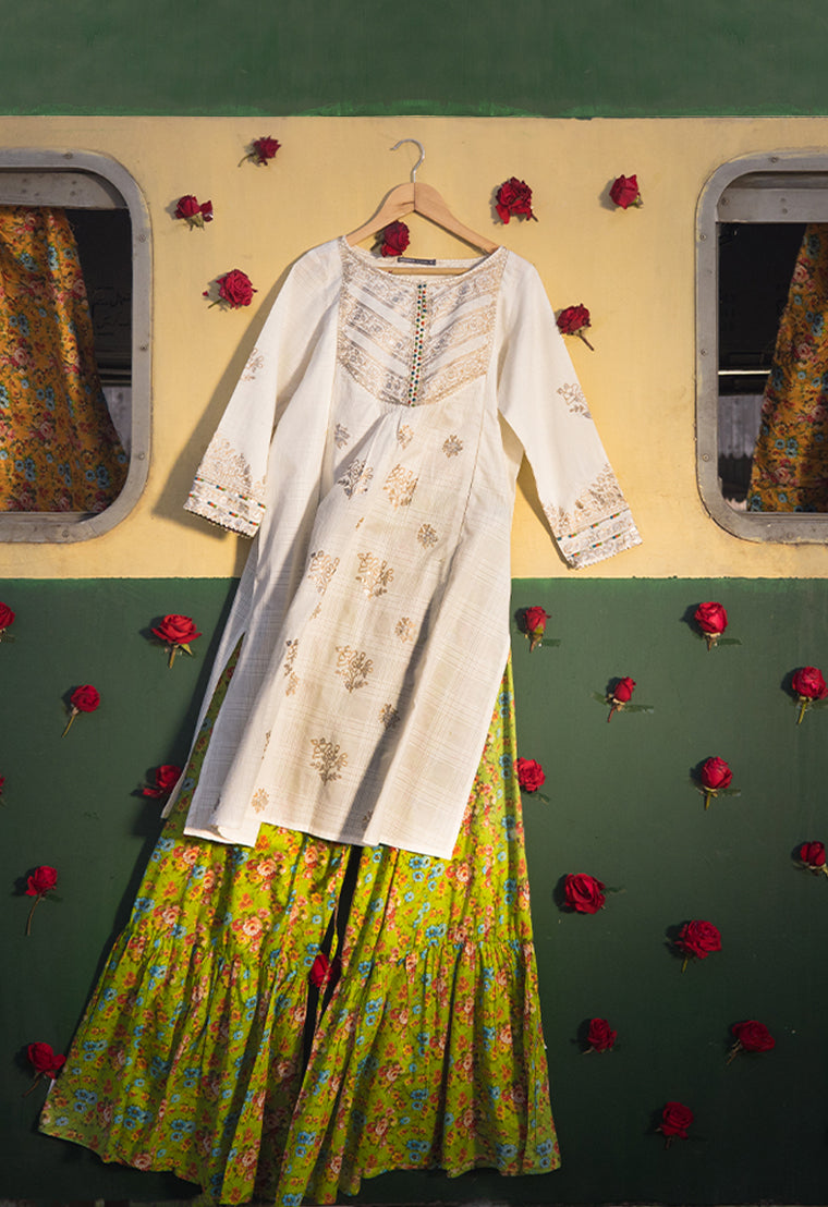 Pakistan's Pioneering Ready-to-Wear Label – Generation International