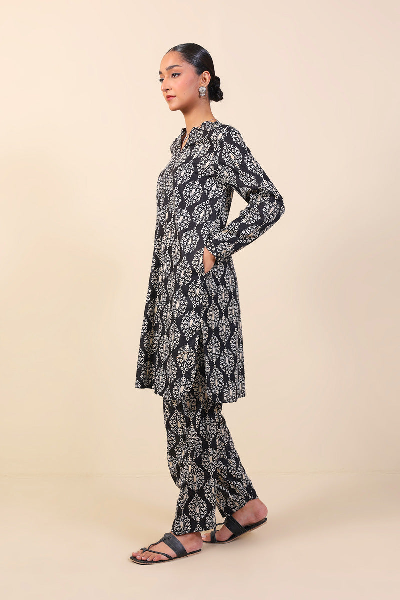 2-Piece Thappa Collection – Generation International
