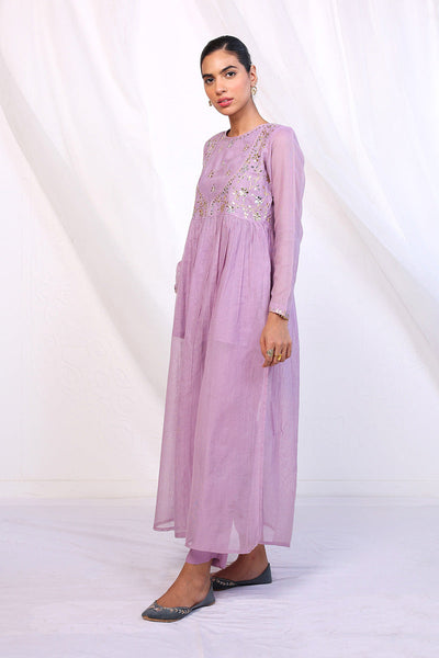 Nigar Suit – Generation International