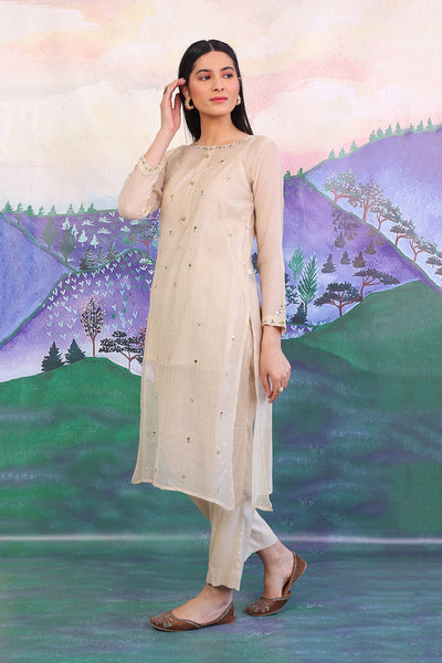 Nigar Ditsy Suit – Generation International