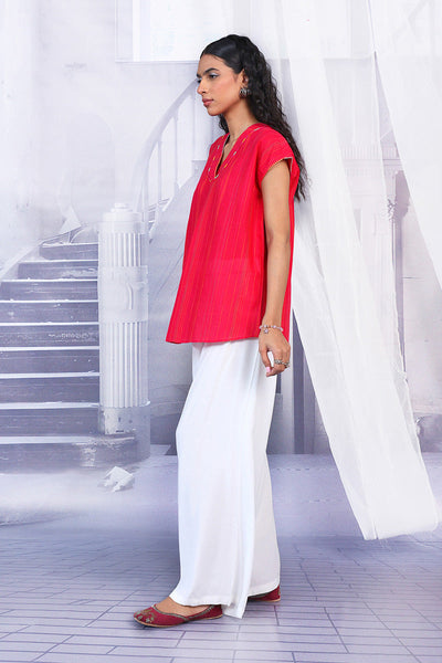 Tinka Top – Generation International