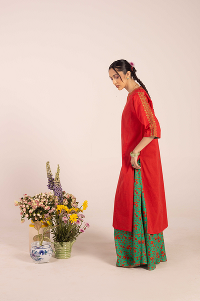 Gilded Glam Zari Zouk Ensemble – Generation International